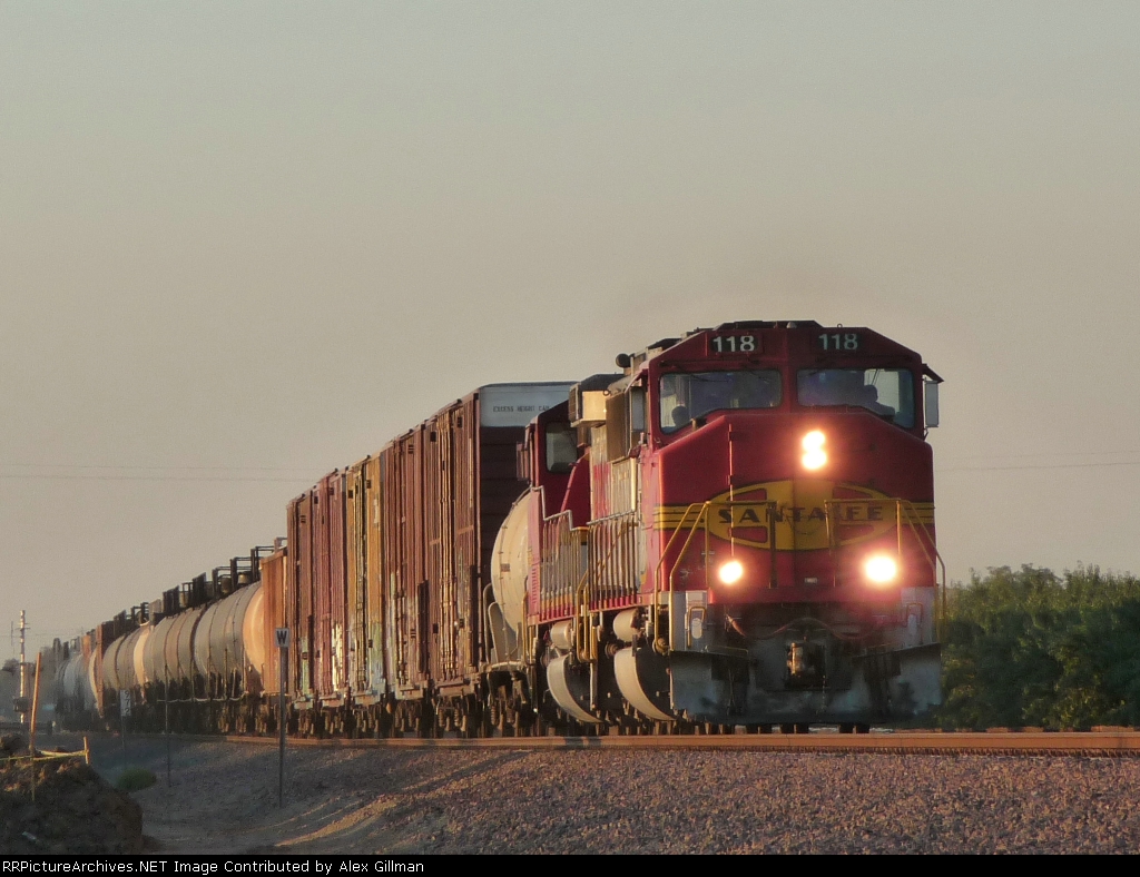 BNSF 118 East